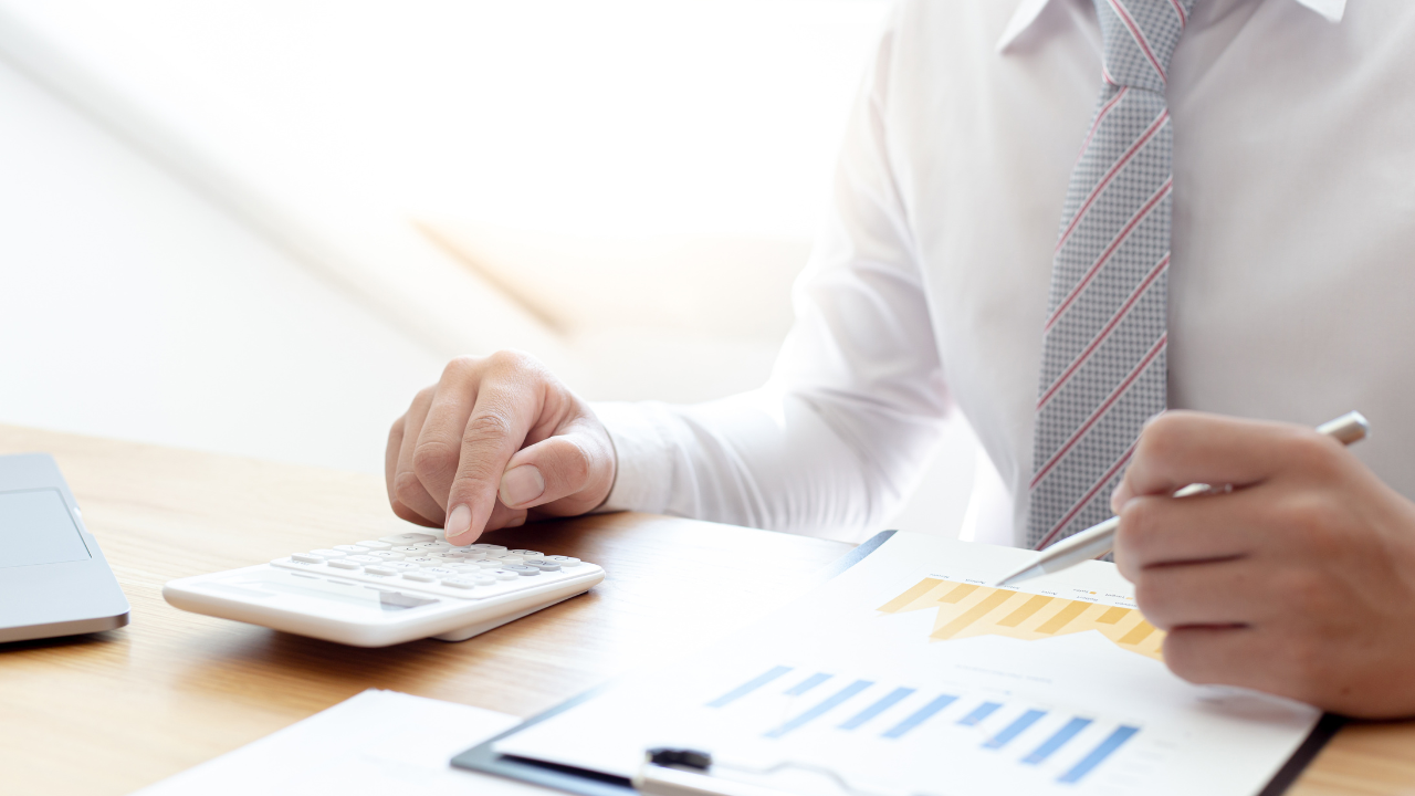 Assets vs. Liabilities: Definition and Examples